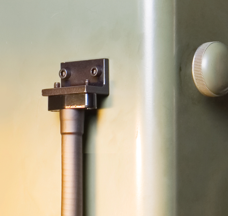 Horizontal Right-Angle Mounting Bracket | Danray Products